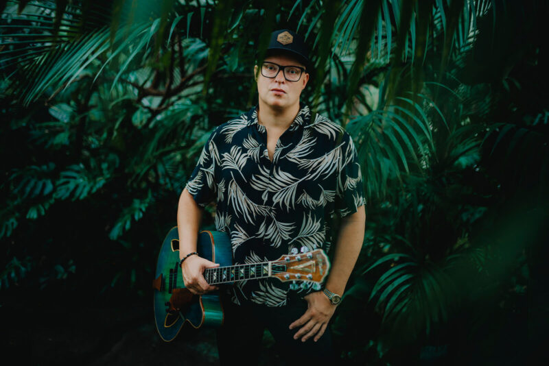 TORSTEN GOODS | Official Website – Jazz-Gitarrist, -Sänger und -Komponist.